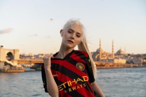 Who is Eva Elfie? Eva Elfie Wiki Bio, Age, Husband, Height, Boyfriend